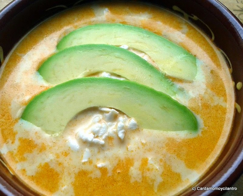 Cardamomoycilantro: LOCRO DE PAPAS (sopa ecuatoriana)