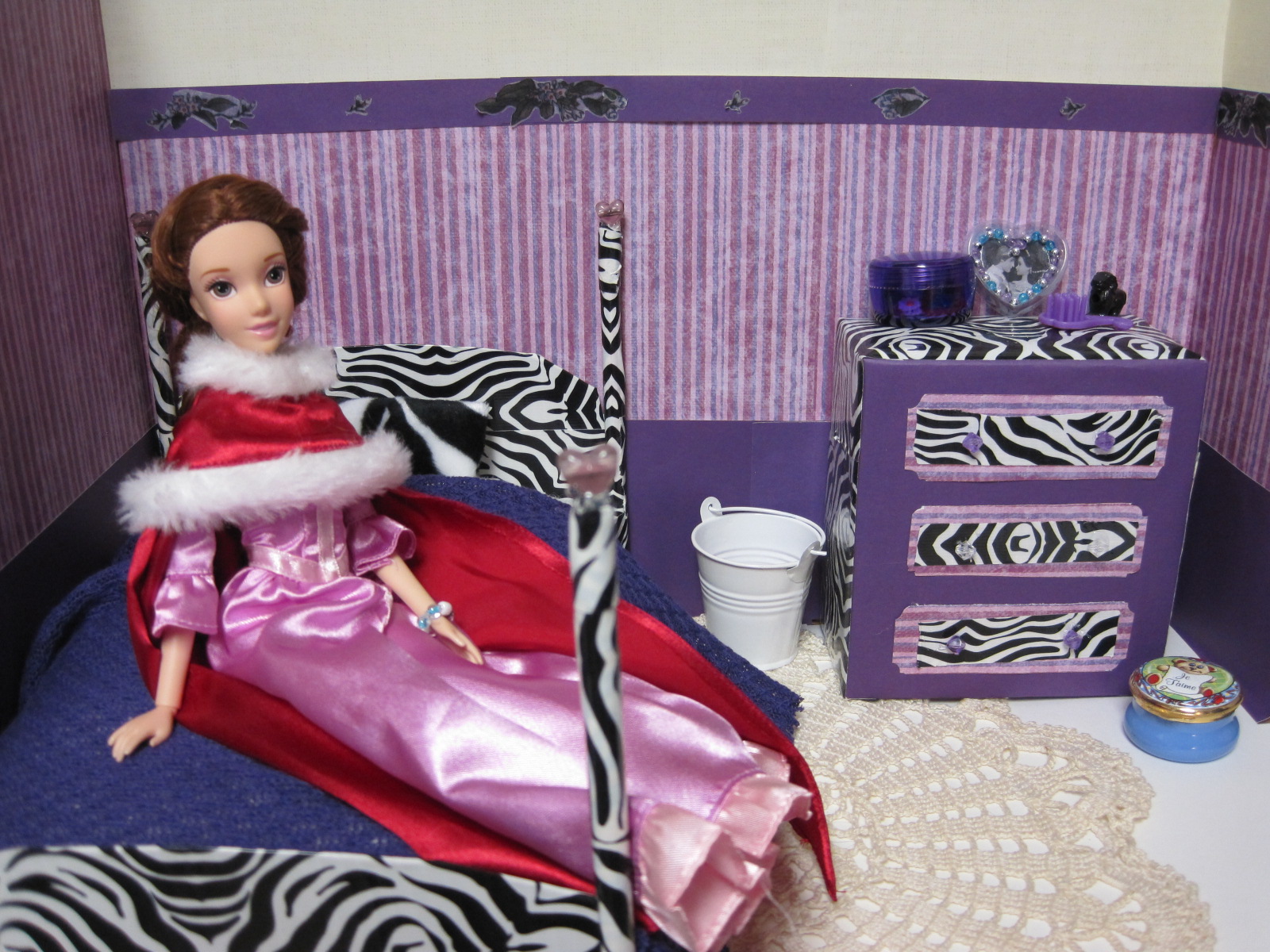 Never Grow Up: A Mom's Guide to Dolls and More: Having Fun with My ...