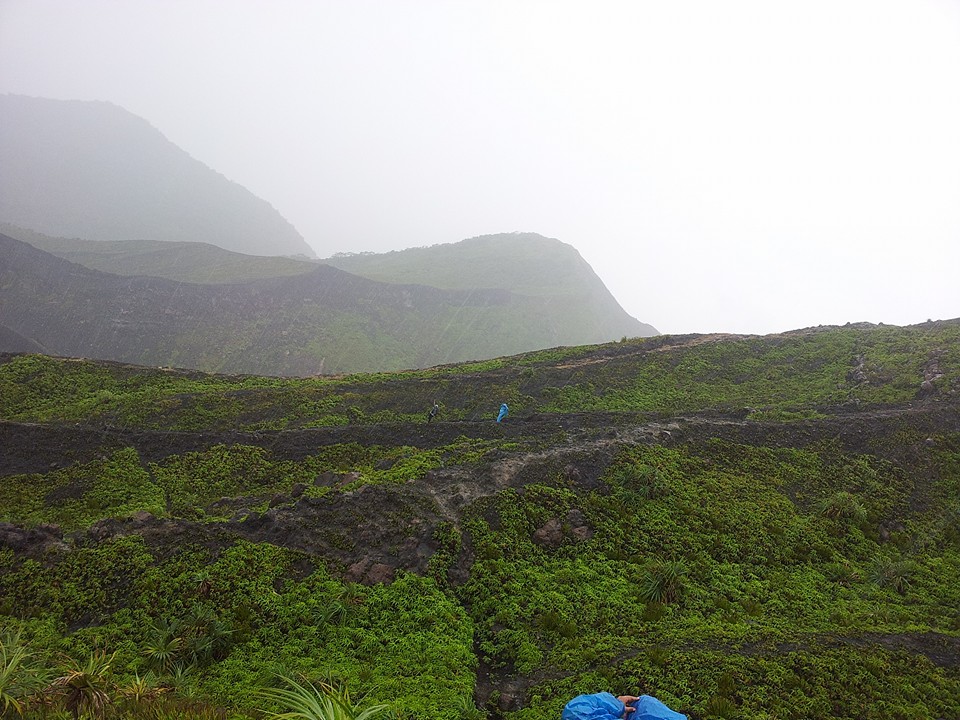 Pengalaman Pertama Mendaki Gunung /Bukit Kaba - Curup Bengkulu