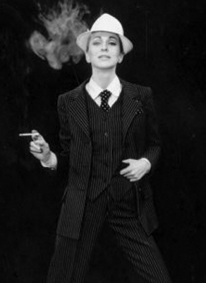 Fashion Liberation: Elegant Genius