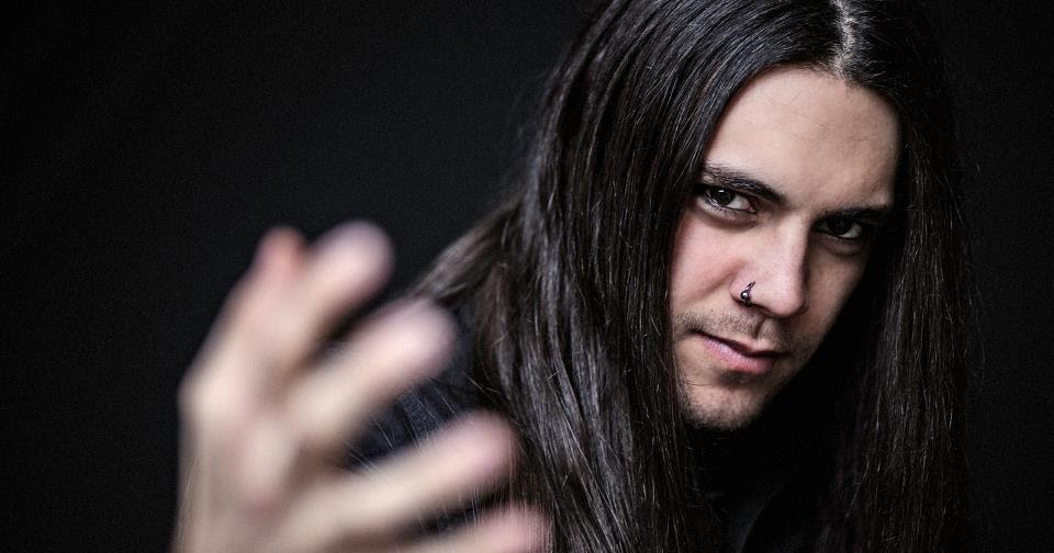 Engel anunciam novo vocalista