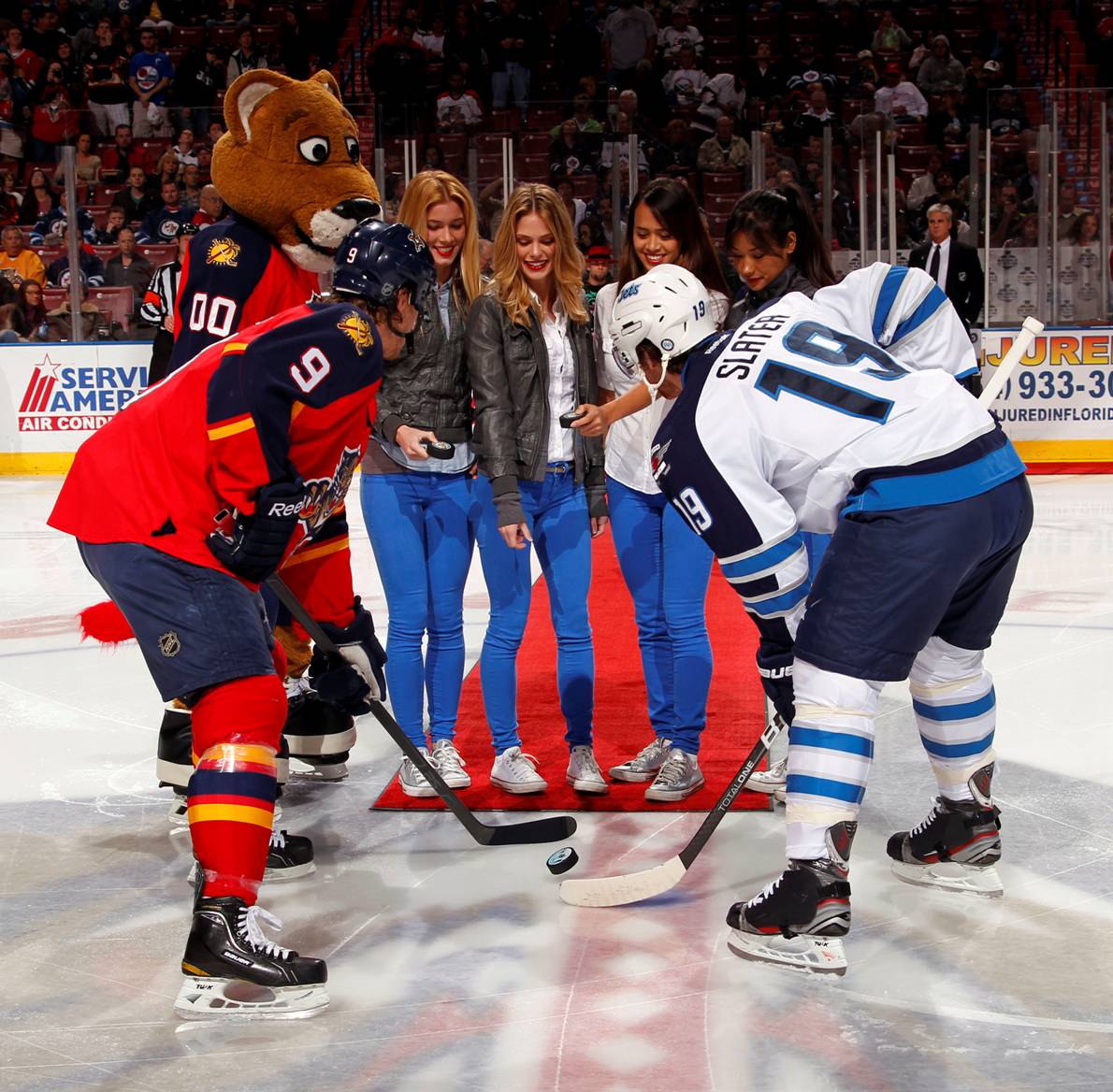 Caroline Gleason Management: CGM Girls at the Panthers vs. Jets Hockey Game