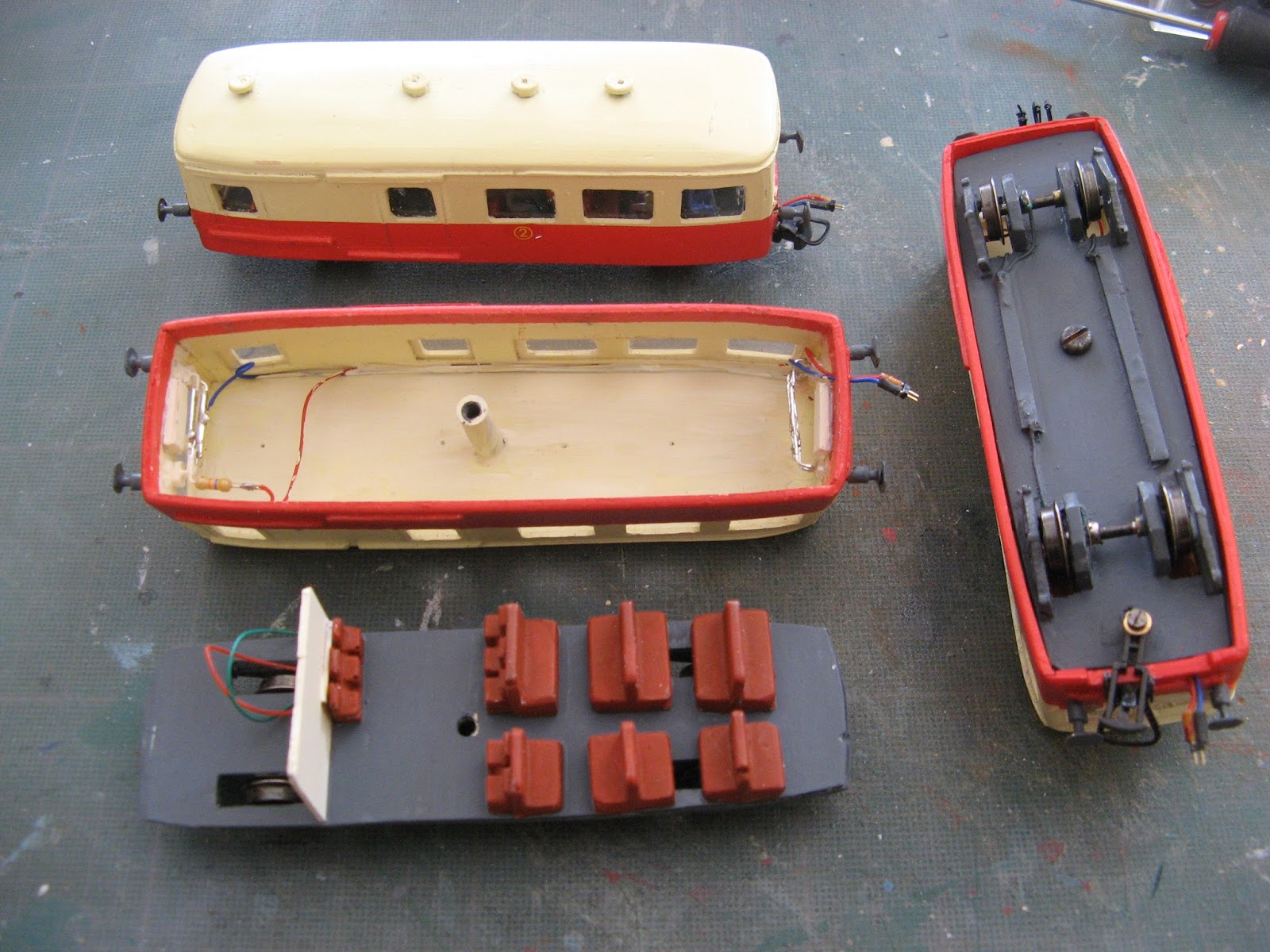 Le site de RAIL91: Autorail FNC, remorque Verney et moteur de DVD