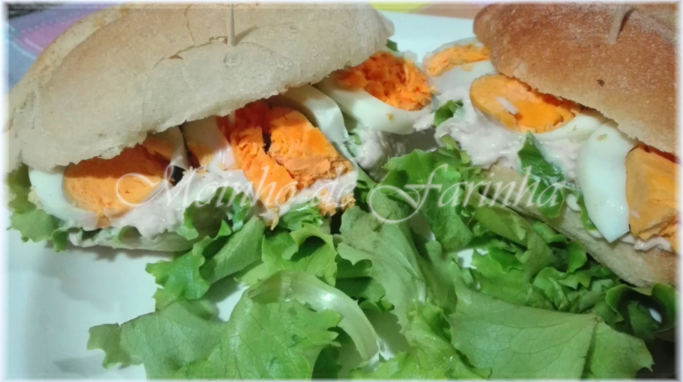 Moinho De Farinha: Sandes de atum e ovo cozido