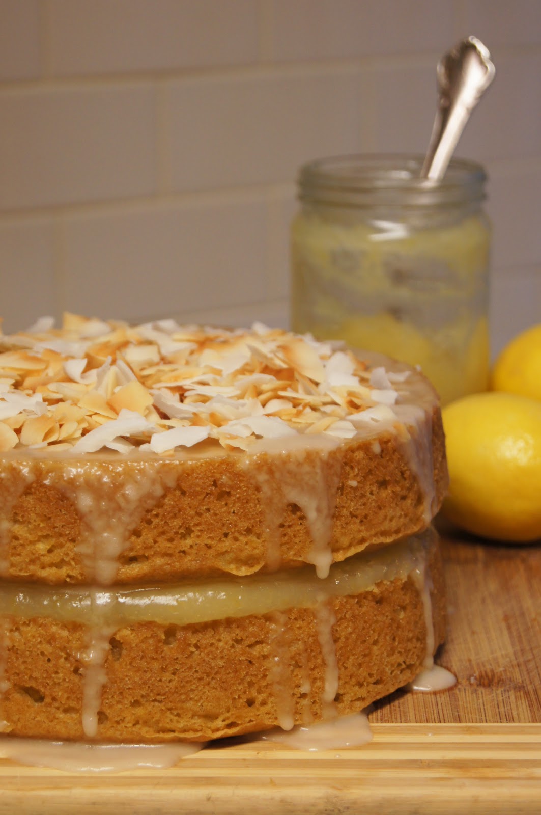 kokonut kitch: Lemon Curd Cake with Coconut Glaze