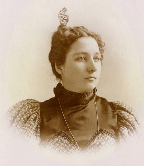 My piece of the past: Agnes Loretta Warren Carter (1877-1951)