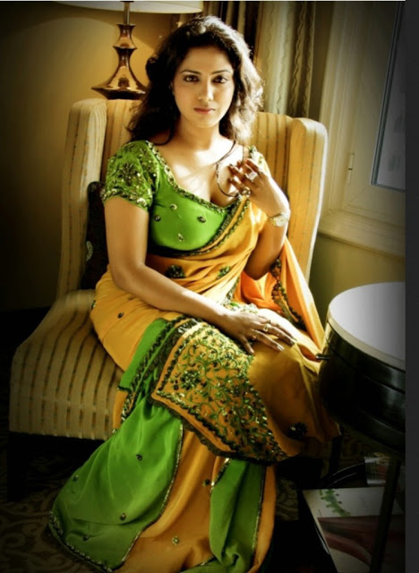 Indian Aunty Beautiful Photos | Damn Sexy