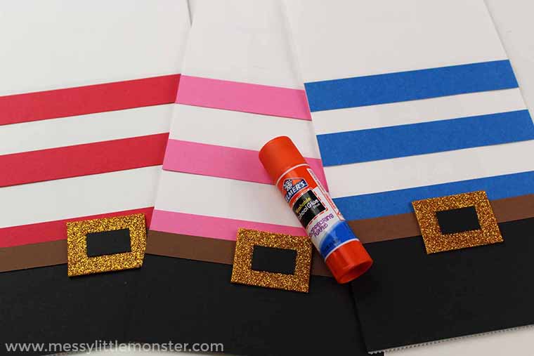 Pirate Paper Bag Puppet - a Fun Pirate Craft for Kids - Messy Little ...
