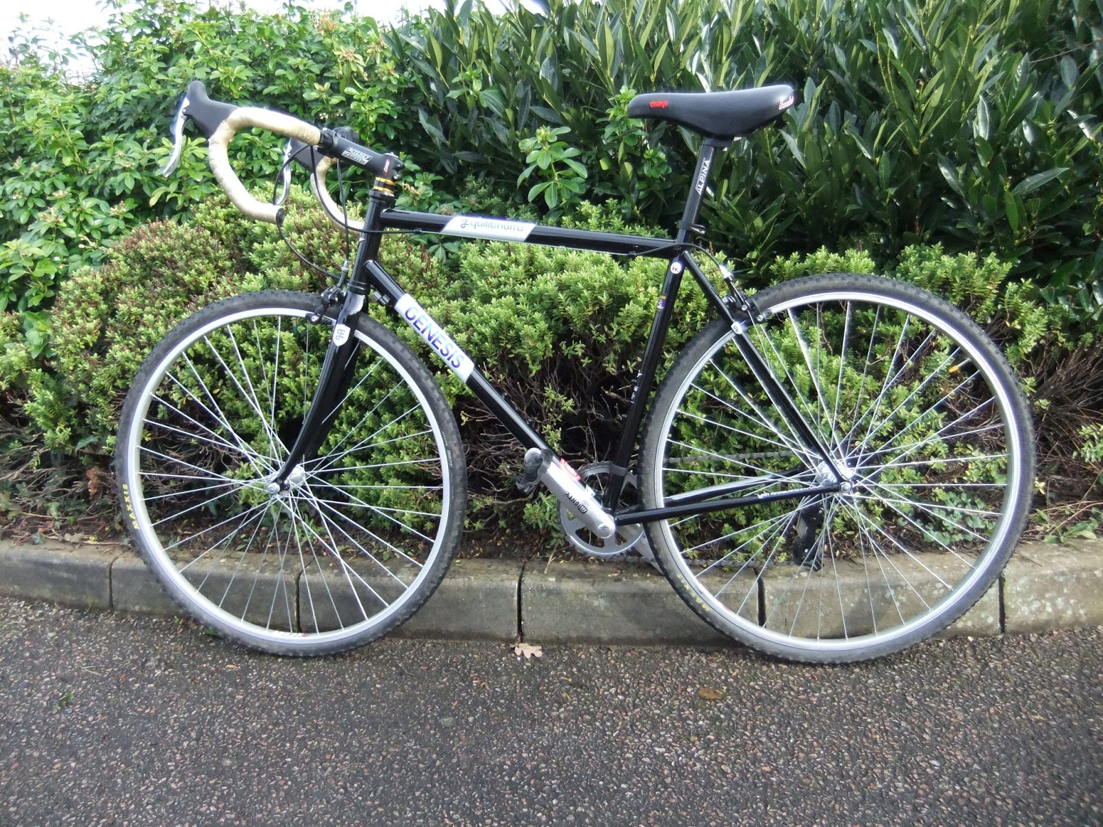 Chuck Glider's Bicycle Workshop: Genesis Equilibrium Build Log Part 3 ...