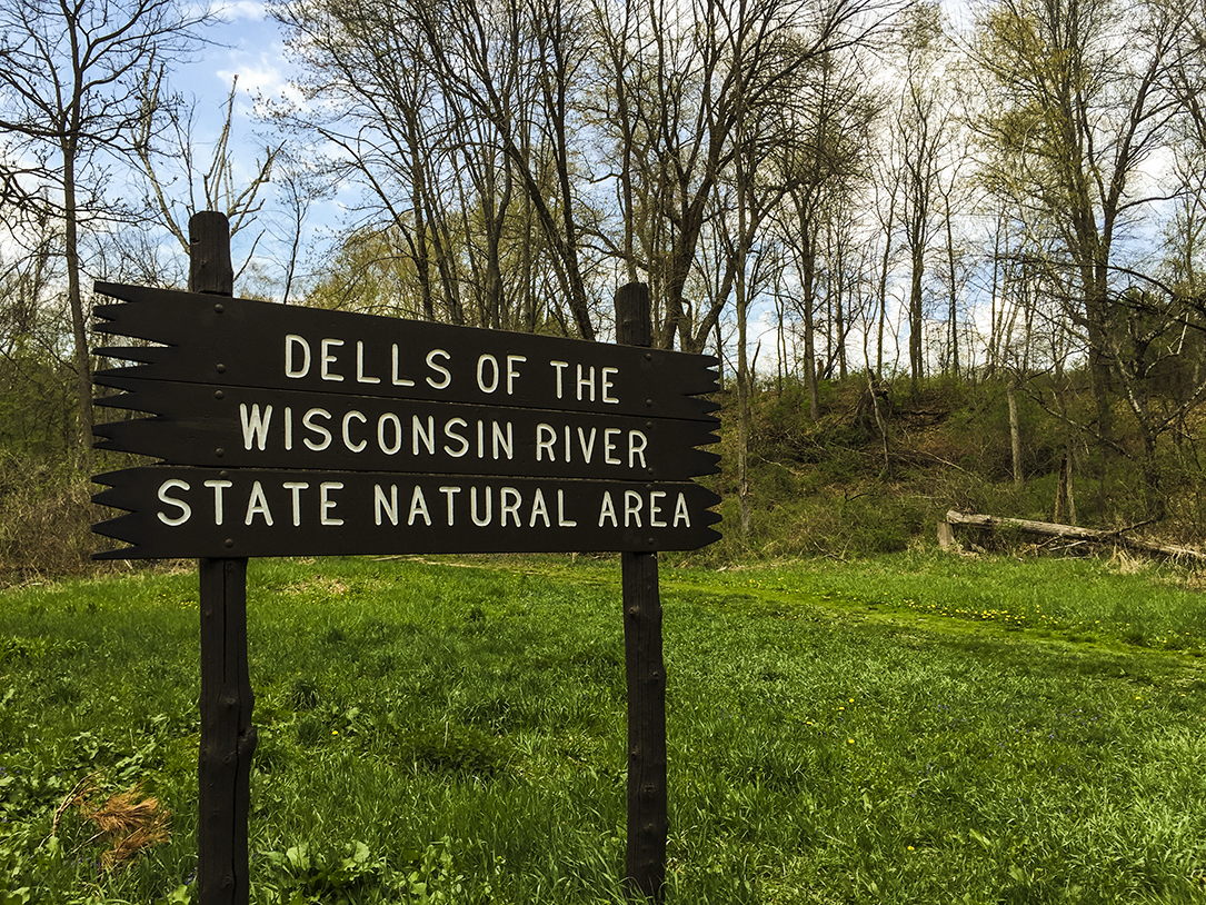 Wisconsin Explorer: Hiking at the Dells of The Wisconsin SNA