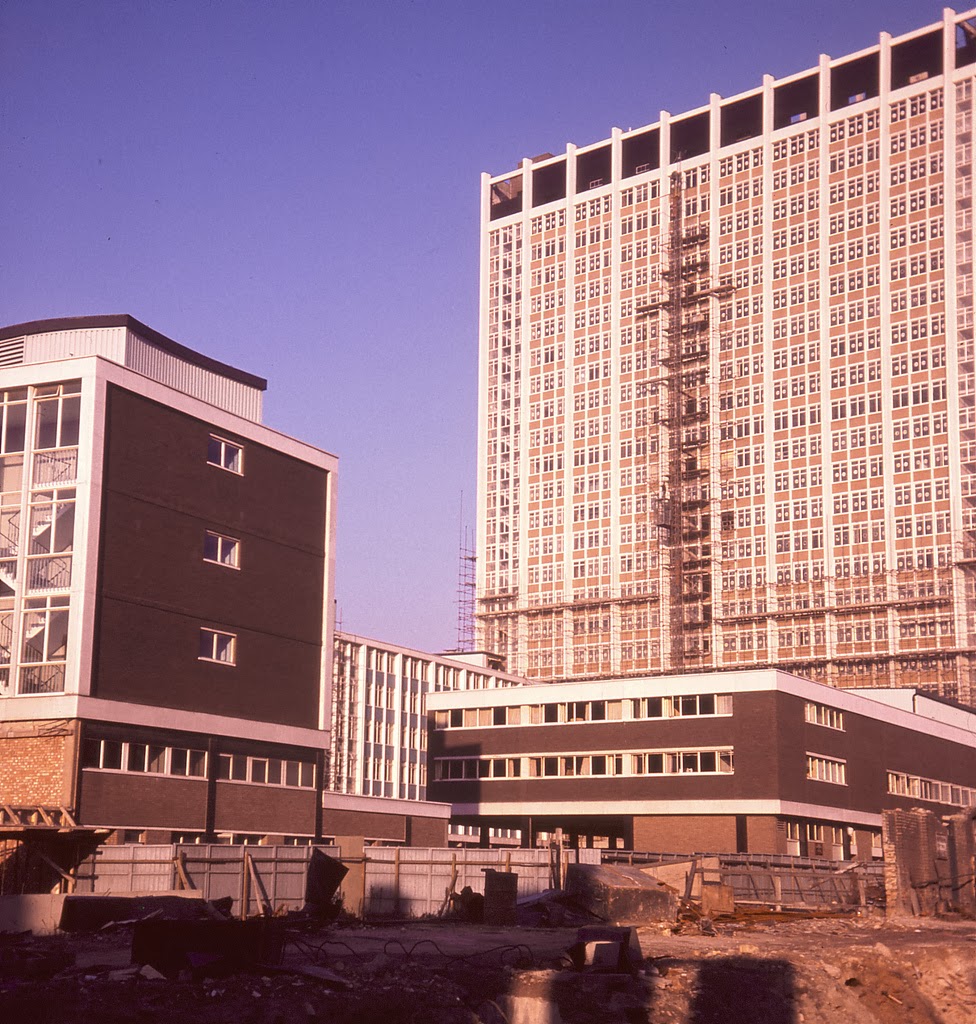Ten Monuments from the Space Age in Croydon