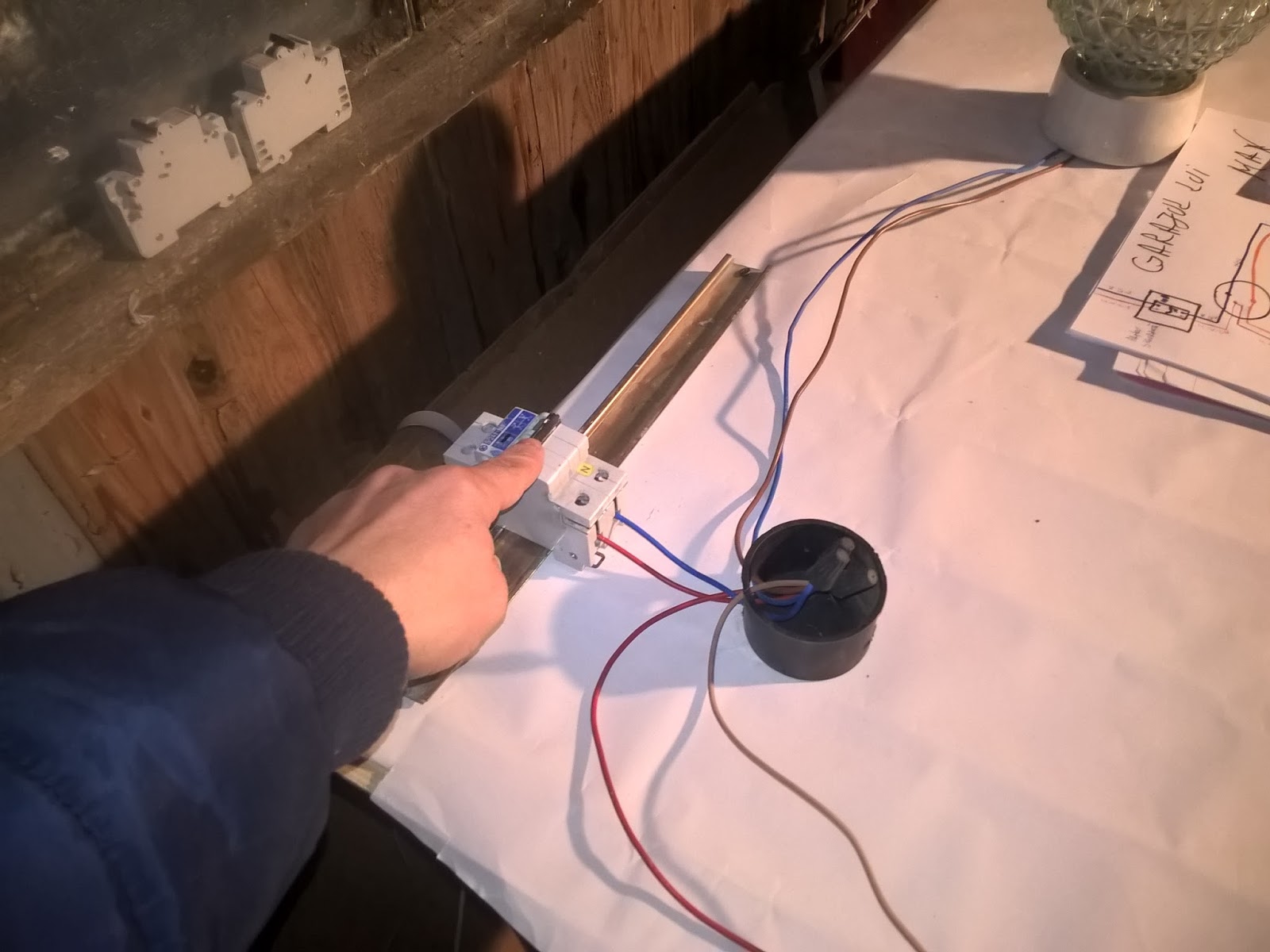 Electricitate generala: Cap scara cruce (schema circuit electric)