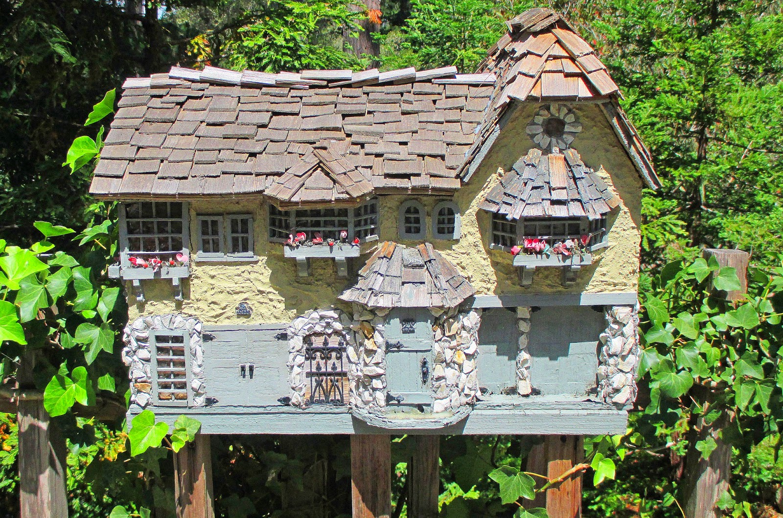 Carmel Heritage Society House and Garden Tour 2014 - Door House and ...