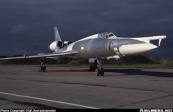Tu-22 Blinder First Soviet Supersonic Bomber |Military Aircraft Pictures