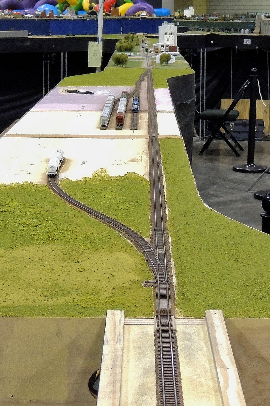 FreeMoN modules making a full operational home layout? | TrainBoard.com ...