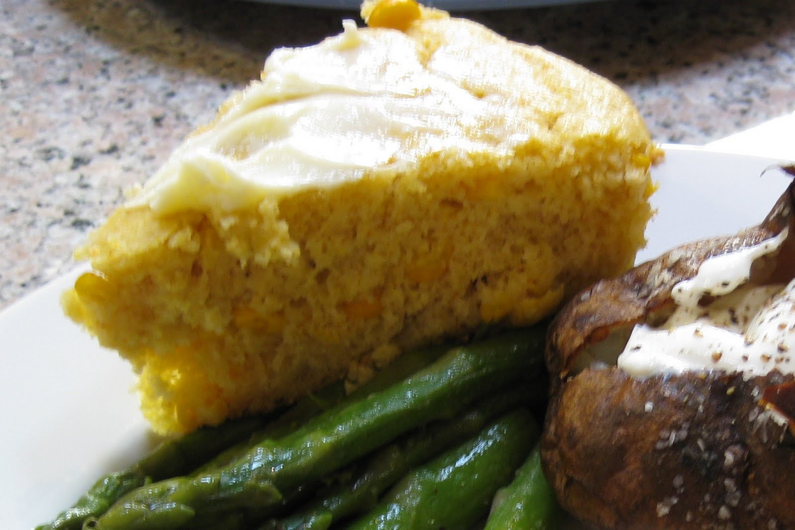 All About Cooking, Food and Stuff: Cookin' it old school...Cast Iron ...