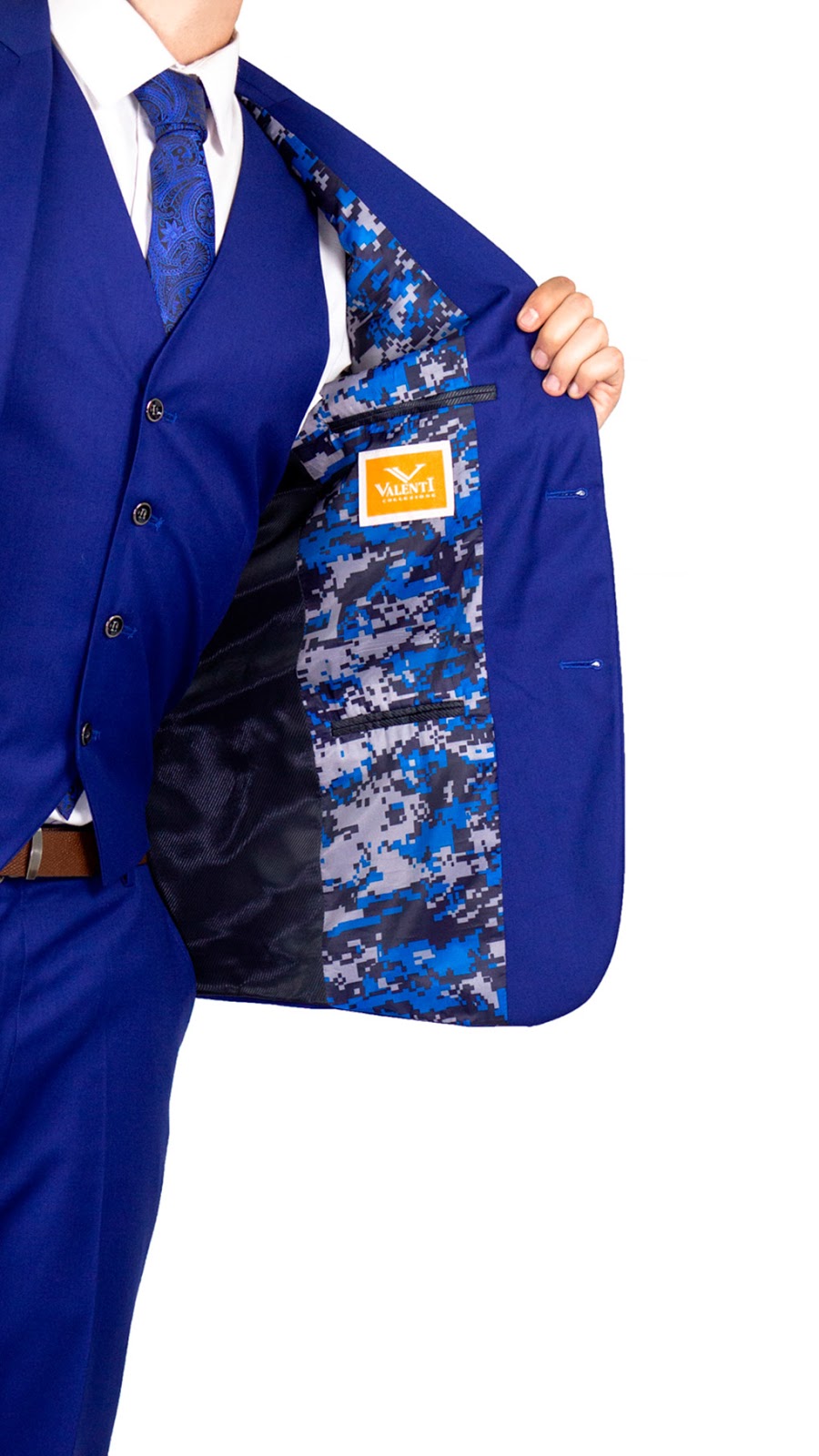 Cabo Elegance Venta y Renta de Trajes: TRAJE AZUL REY