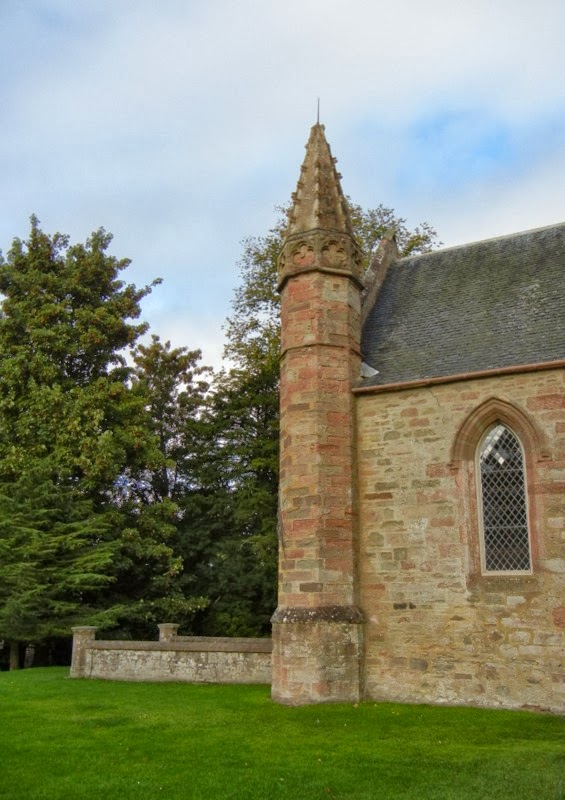 Meggie On The Prairie: The Moot Hill.... Scone Palace, Scotland