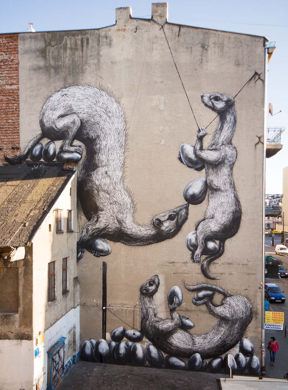 ROA New Mural For Fundacja Urban Forms In Lodz, Poland | StreetArtNews ...