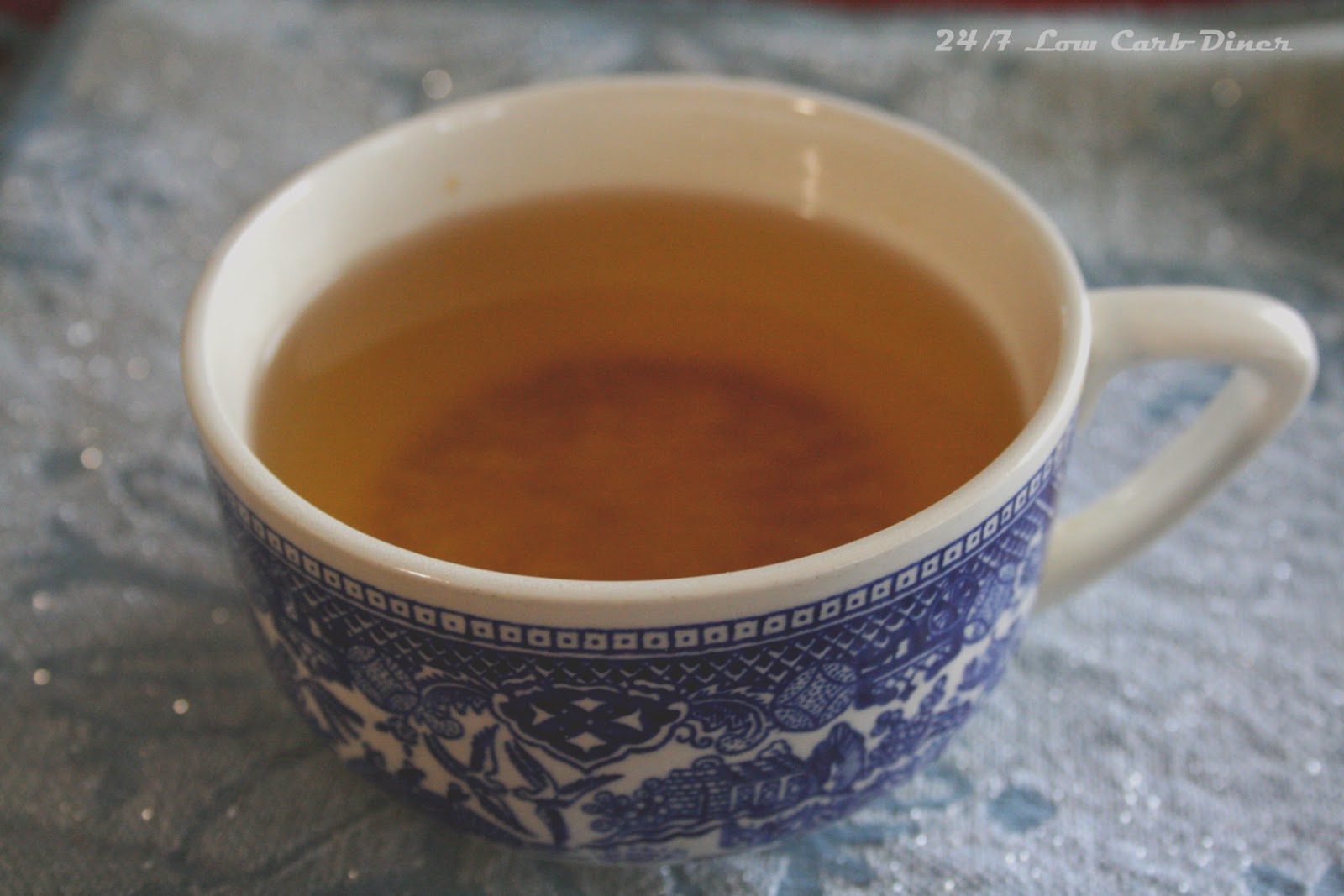 24/7 Low Carb Diner: 4 Amazing and Easy Hot Drinks