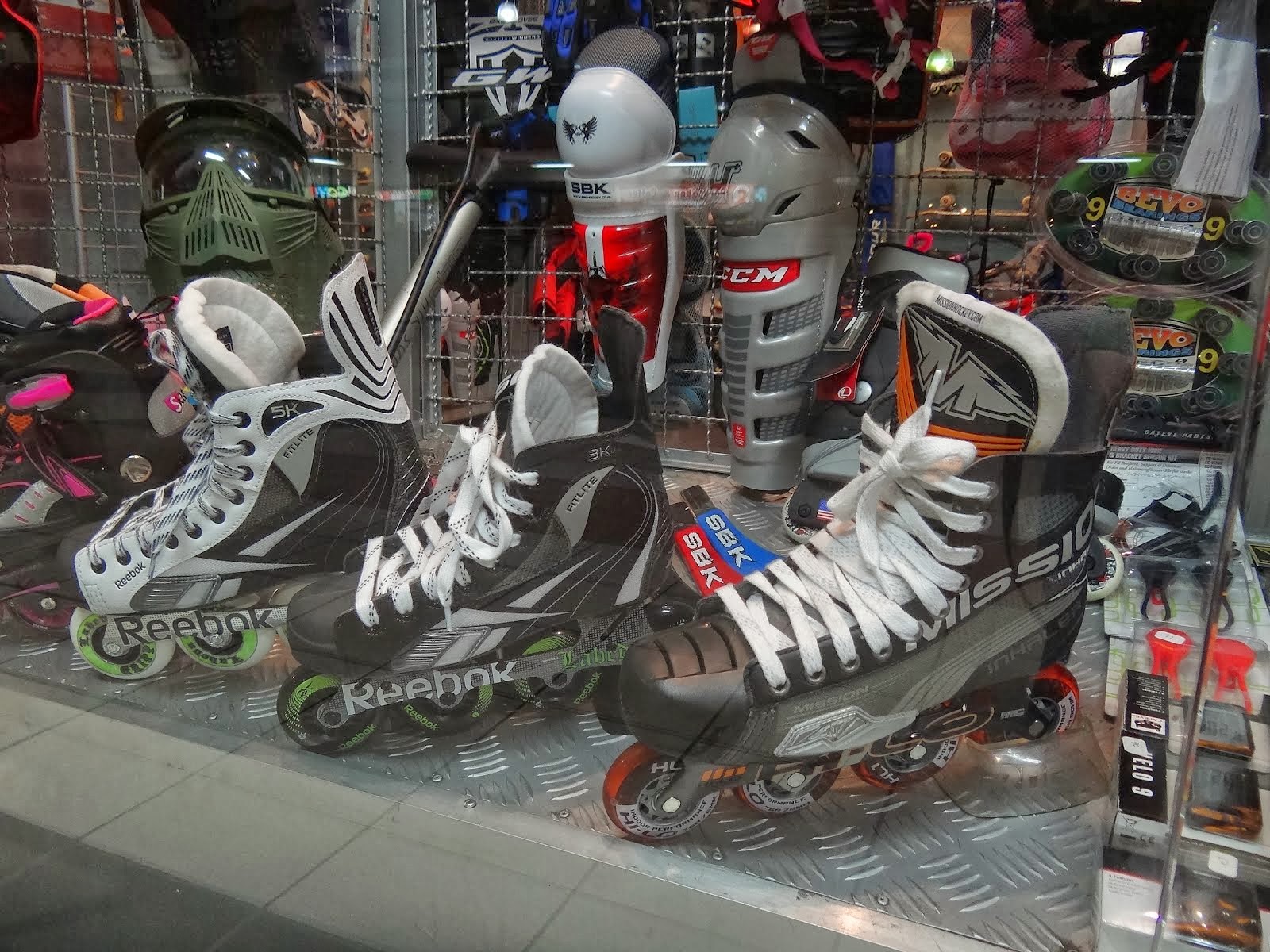 ALMACEN CANPRO SPORTS INTERNATIONAL LTDA.: CANPRO SPORTS...SU ALMACEN ...