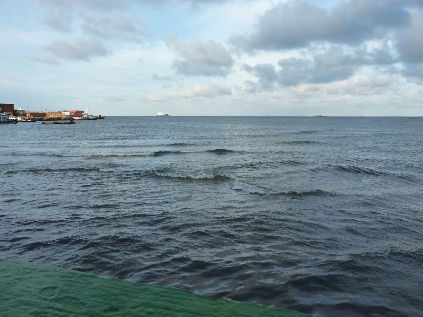 Les Ptits Gabon Nés: Front de mer de Port-Gentil