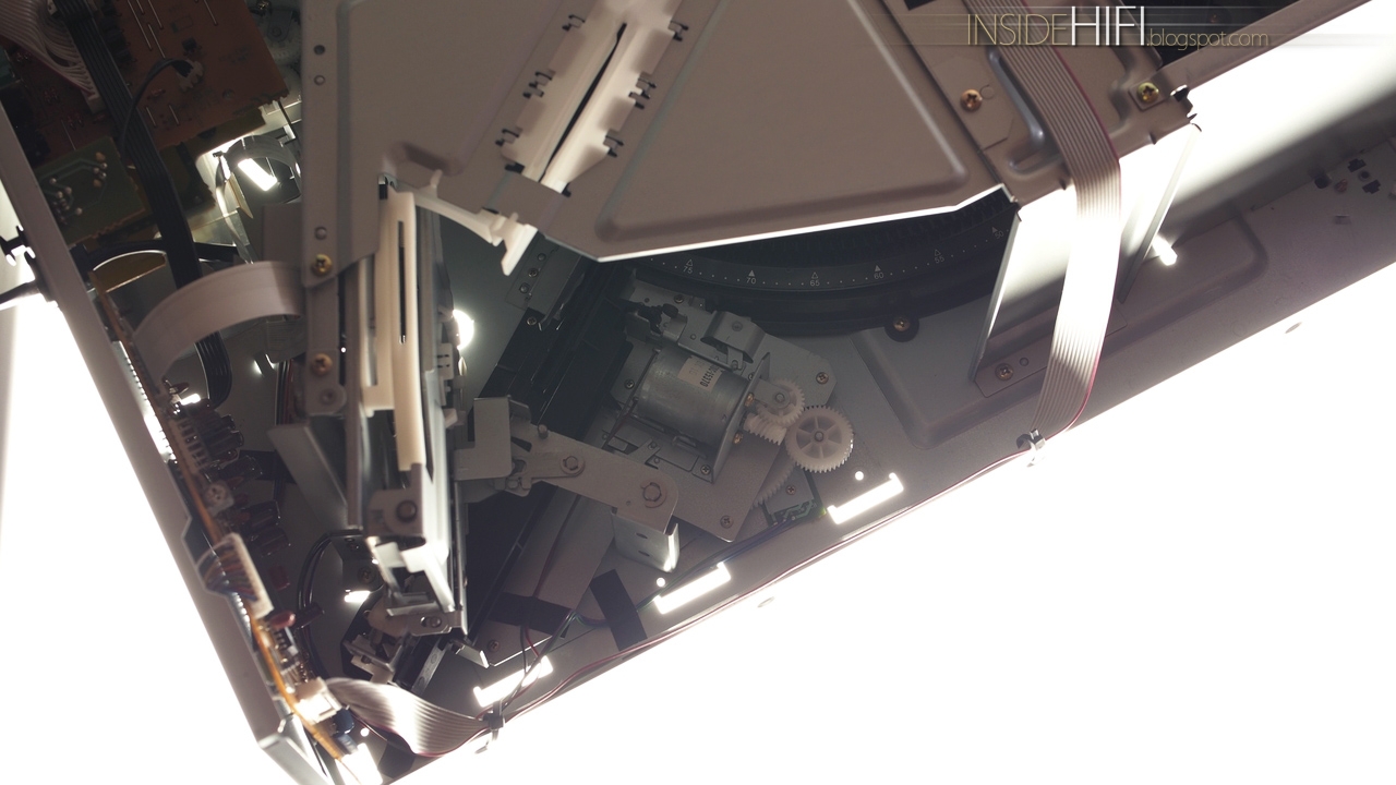 Inside Hi-Fi: Kenwood DPF-J9030