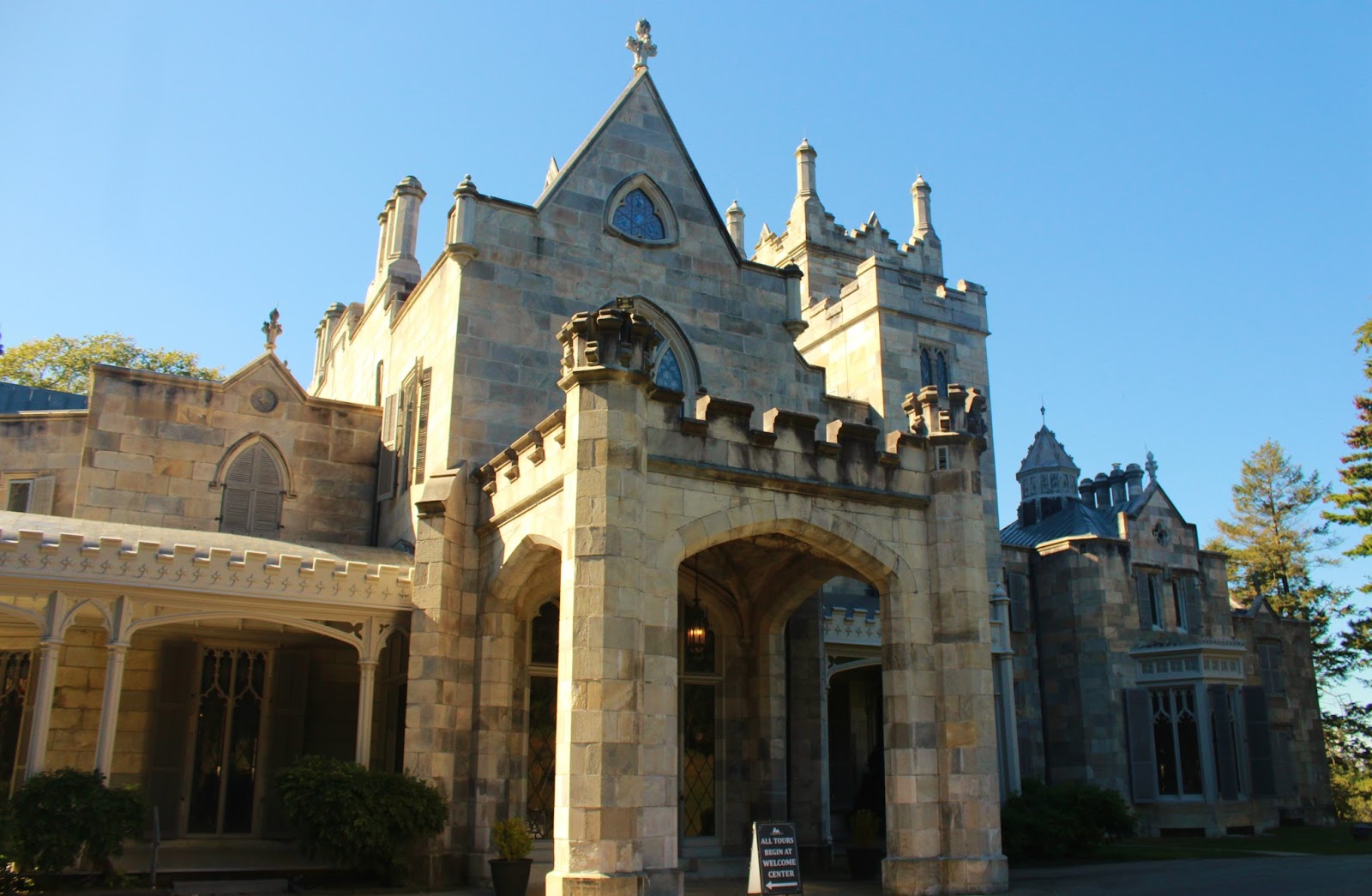 Photo Shoot: Lyndhurst Mansion