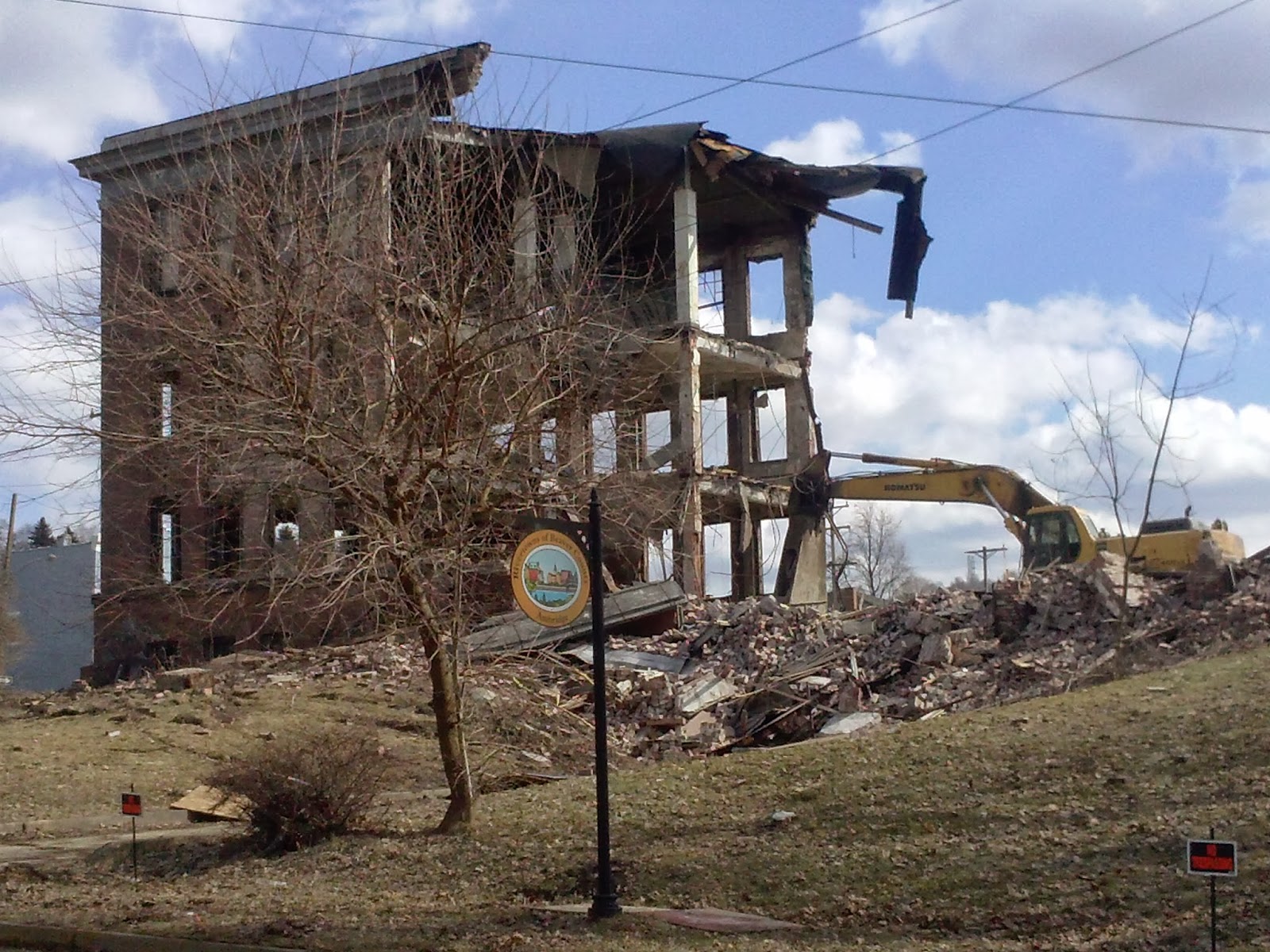 Ambridge Memories: The American Bridge office building: going...gone! Ambridge Memories: The American Bridge office building: going...gone!