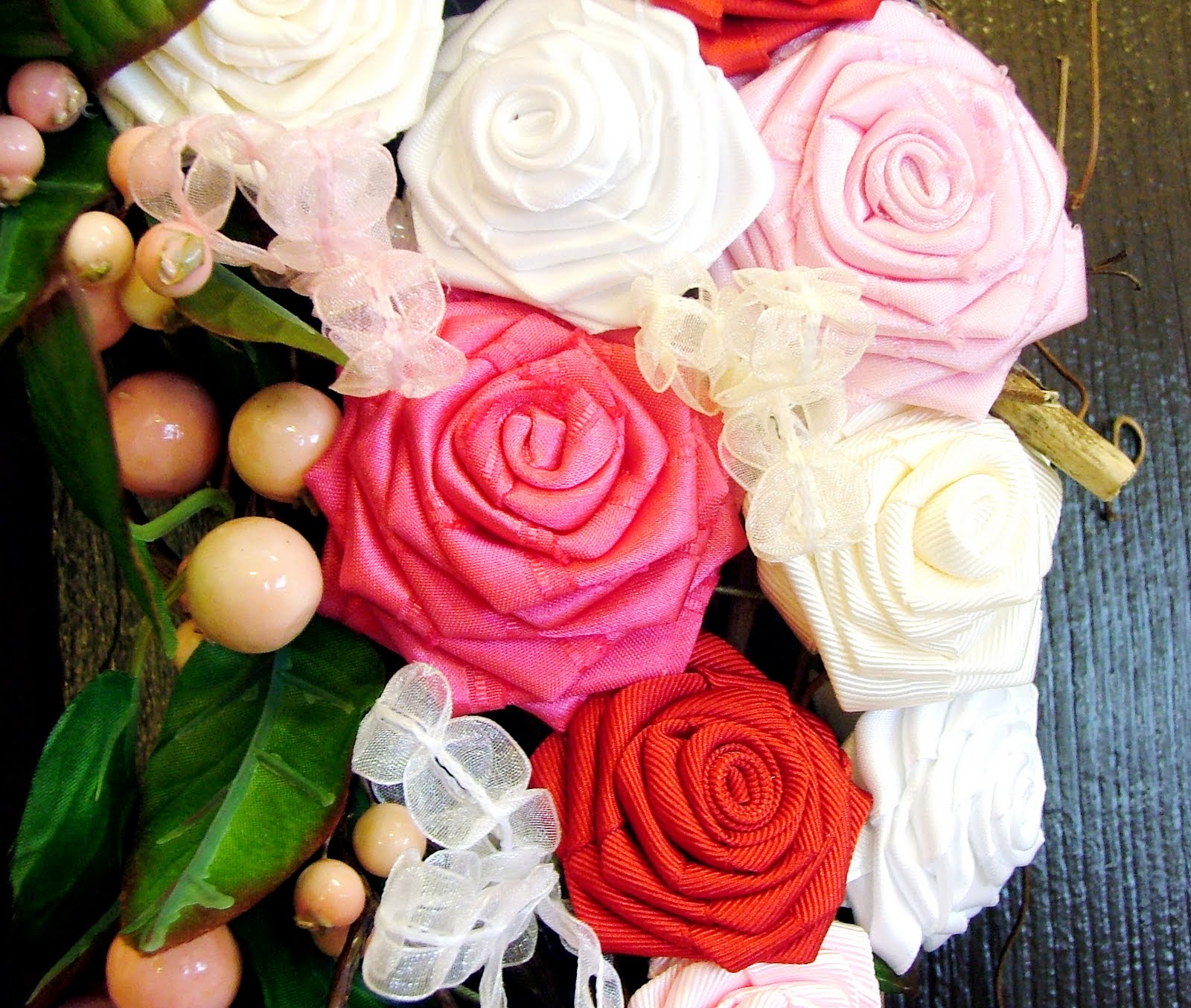 Andrea's Bow Cottage: Ribbon Roses