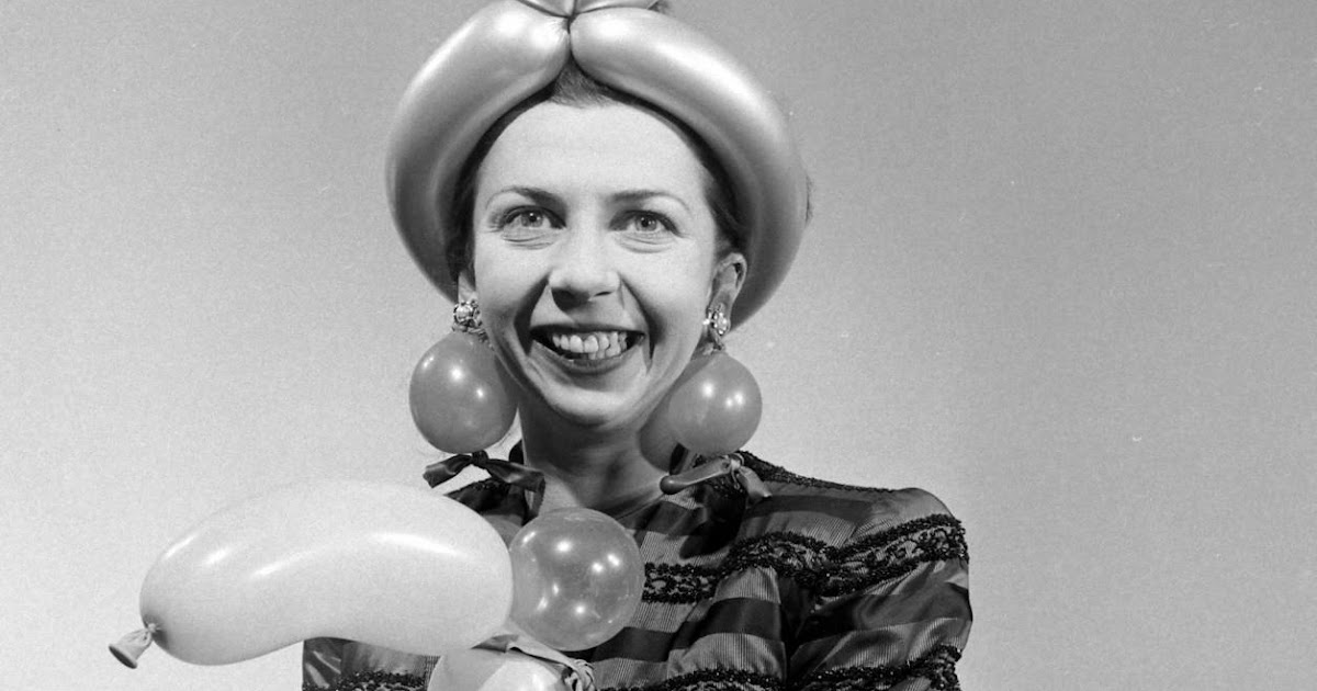 Funny Photographs From a Balloon Animal Party in 1948 ~ Vintage Everyday