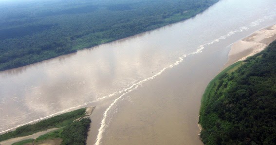 Perú: El río que no se deja llevar por la corriente