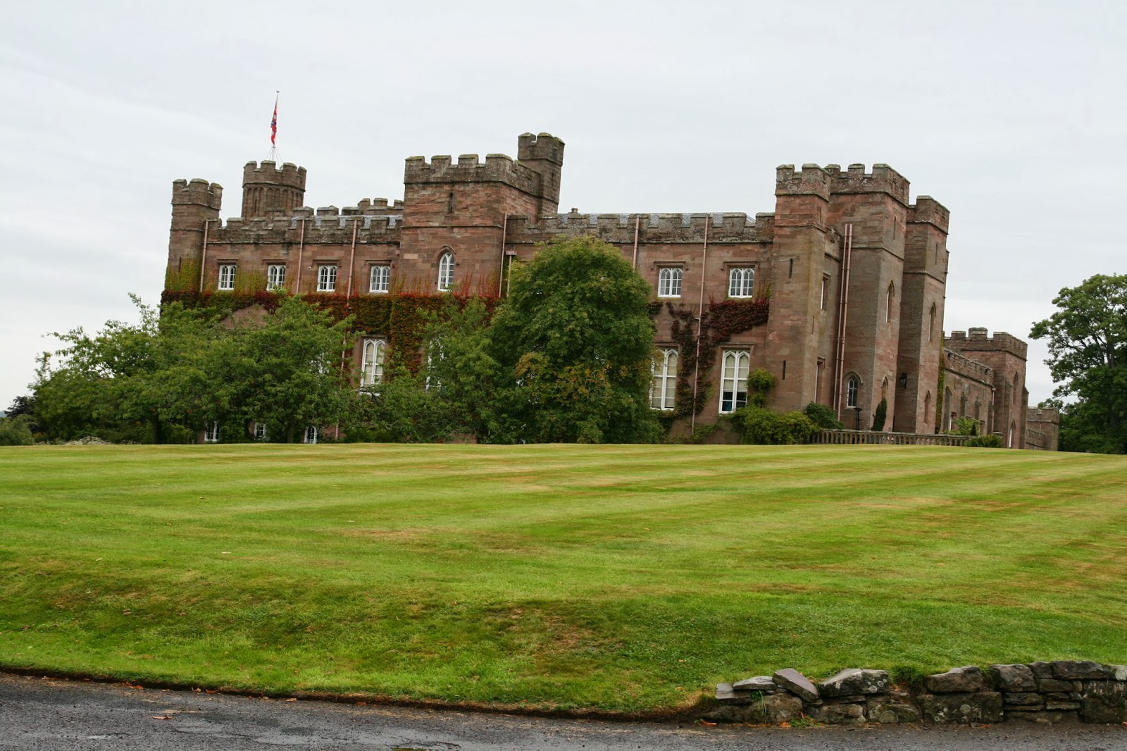 Blackberry Rambles: Scotland: Scone Palace