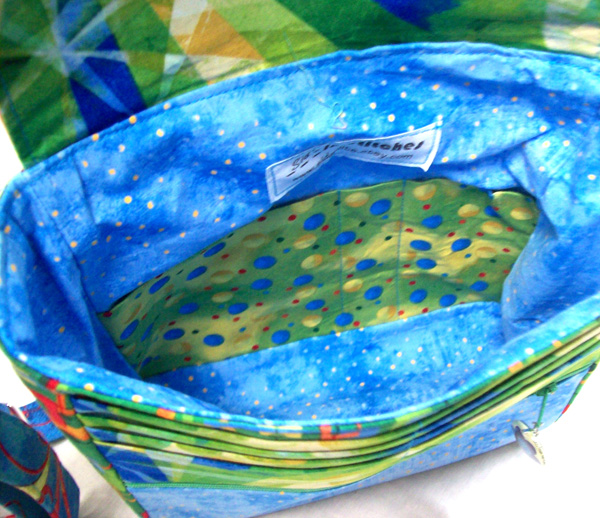 Sid's In Stitches: Using Fat Quarters for a Purse