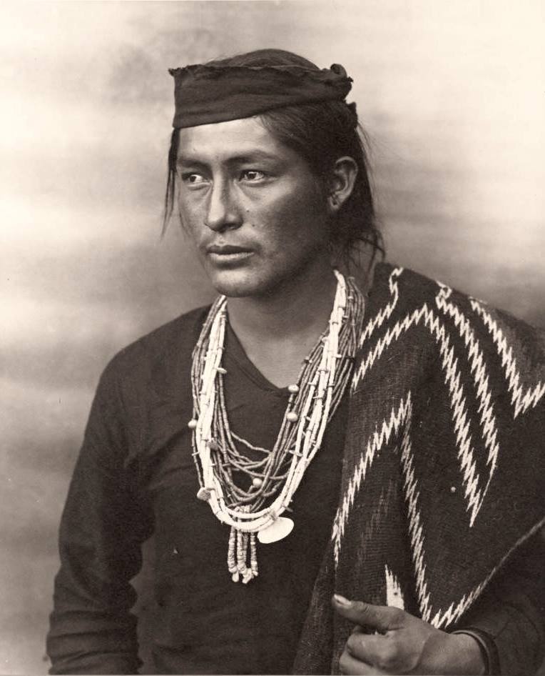 Men portraits : Frederick Inman Monsen (1865-1929) - Poo-wish-ke-ja-le-kiss