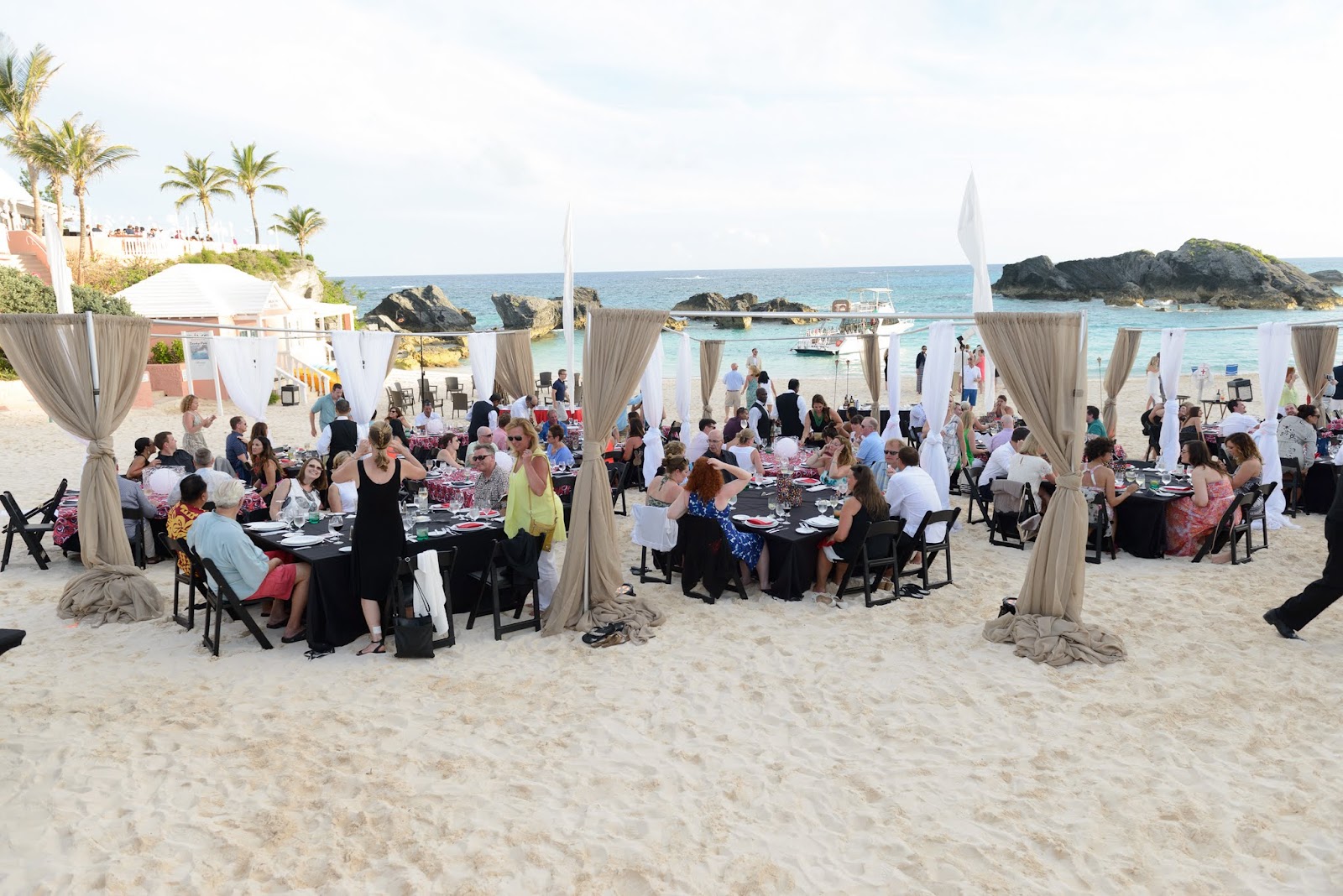 Mike Jutan's World: Bermuda 2016 Day 6: Beach & Beach Party