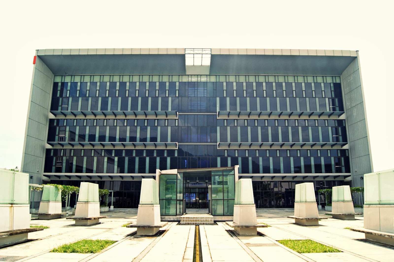 [德]国: HOW I SEE UTAR CAMPUS, KAMPAR