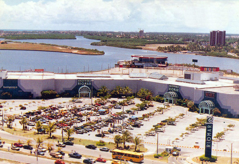 SERGIPE EM FOTOS: Shopping Riomar, em Aracaju (inaugurado em 1989)