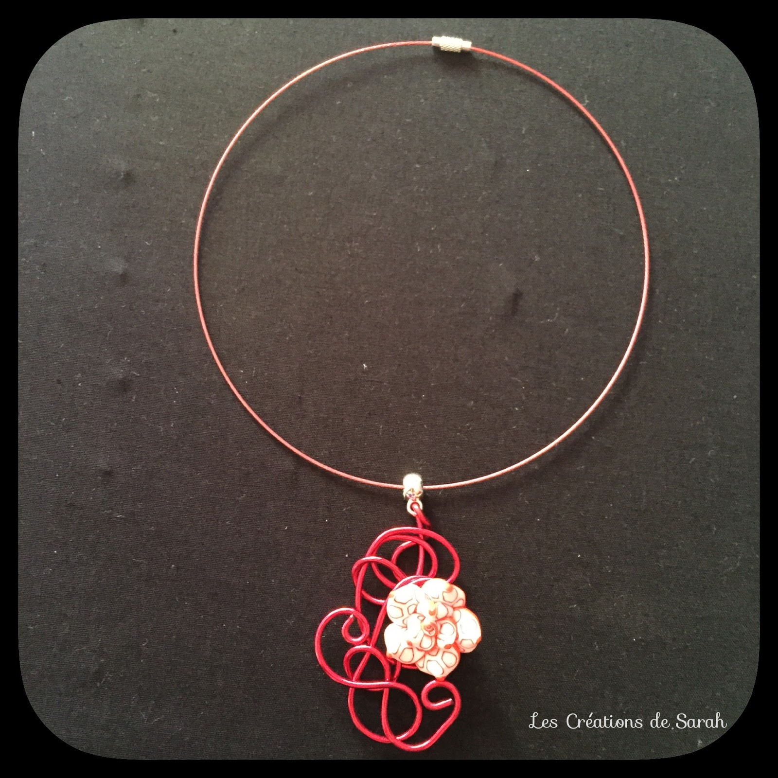 Les créations de Sarah: Collier en fil d'aluminium