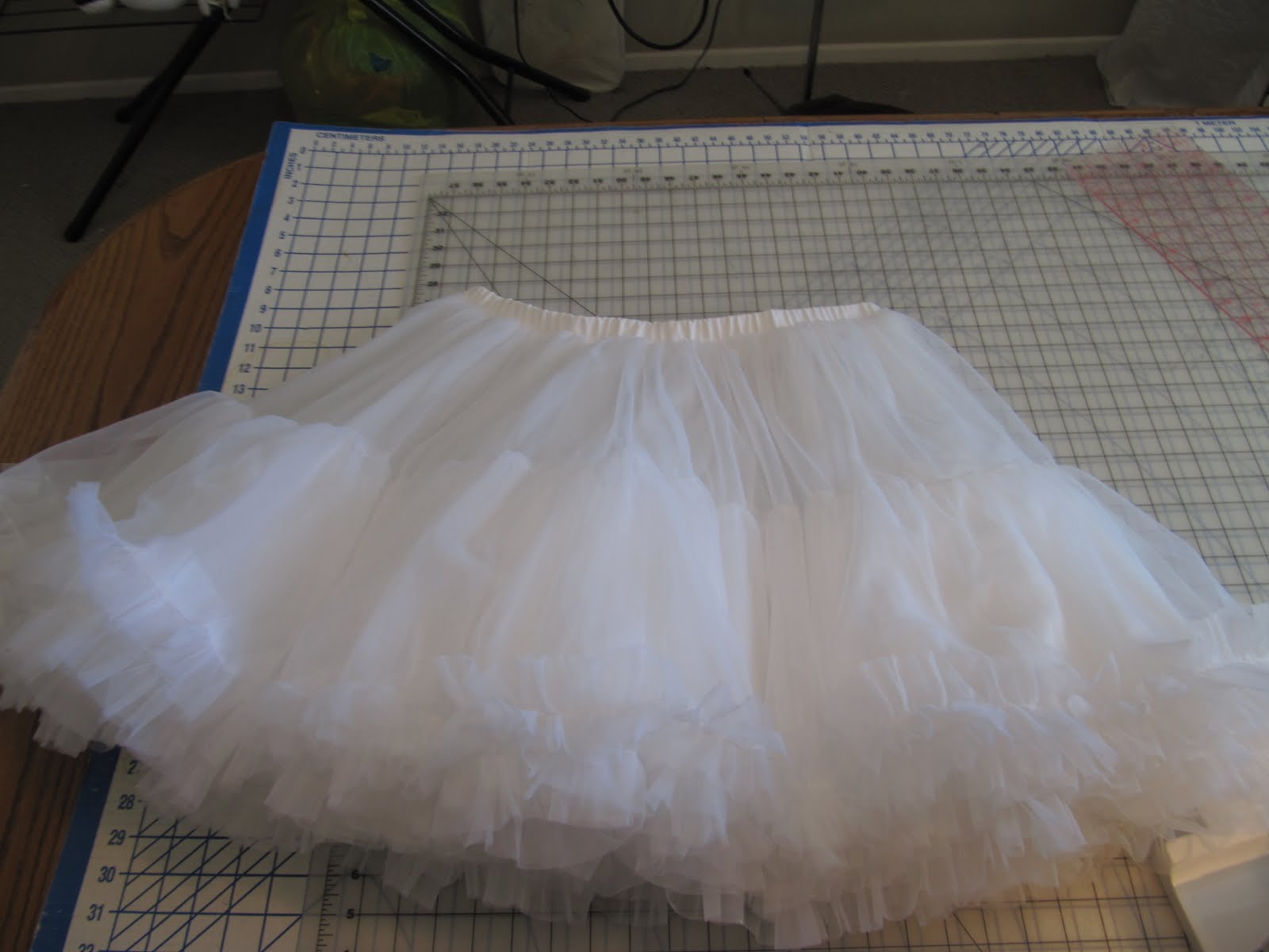 TwilaTee, On a Mission to Costume the World: 1950's Petticoat... Chapter 3