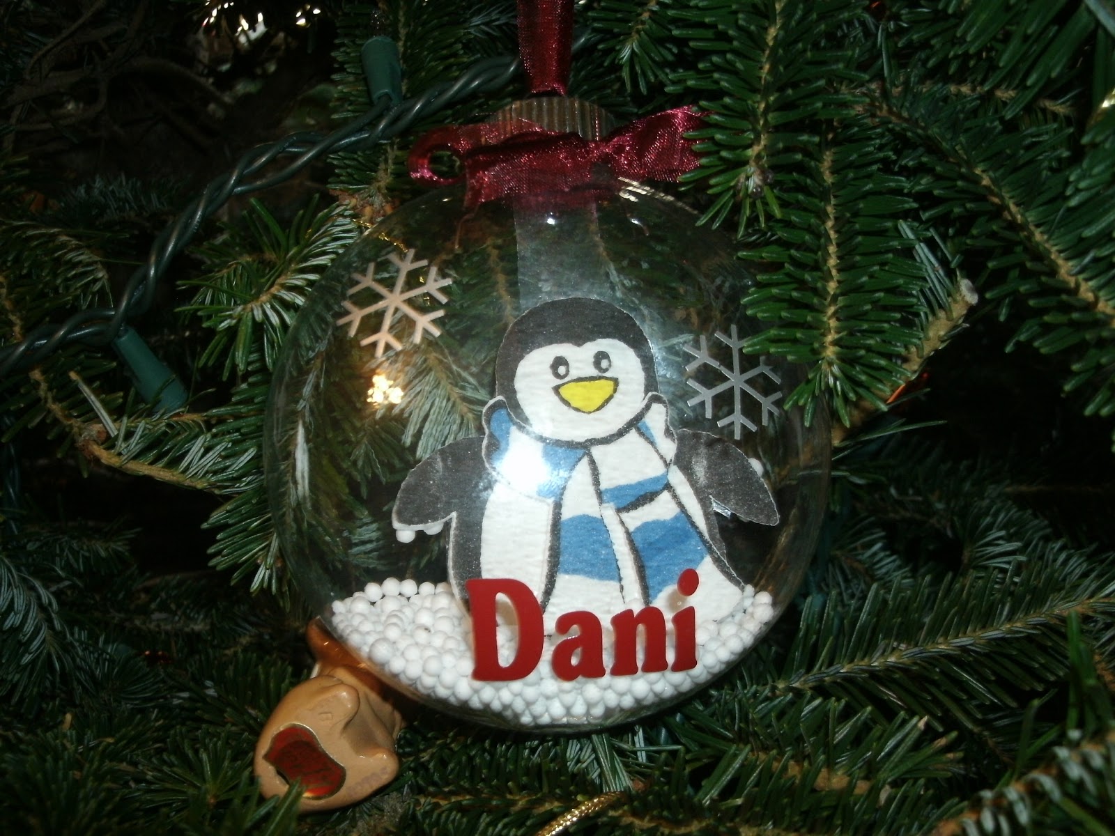 Ima Cutter Crafts: Ornament snow globes