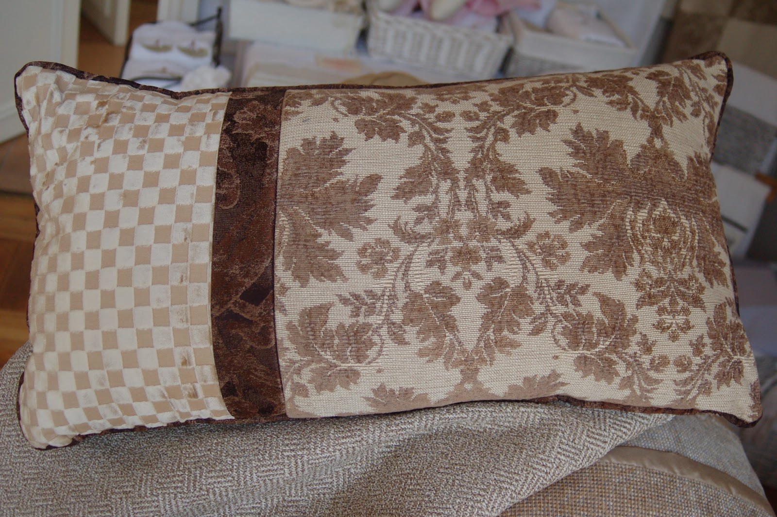 Paz Montealegre | Decoración: cojines-originales-cojines-redondos ...