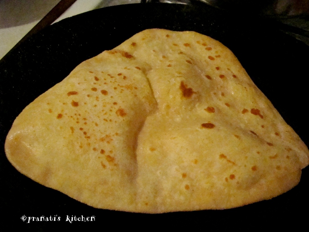 Delicious Recipes 4m Pranati's Kitchen: Triangle paratha (trikon paratha)