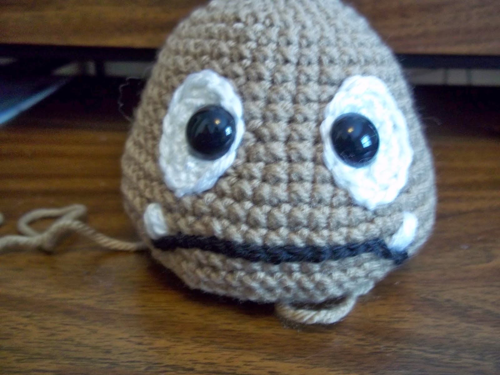 Eden is only a dream away: Crochet Goomba!- Pattern