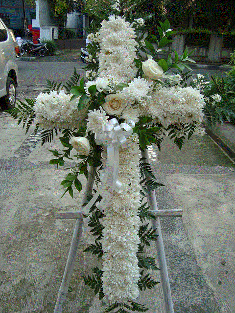 TOKO BUNGA GINA FLORIST TEBET: bunga salib