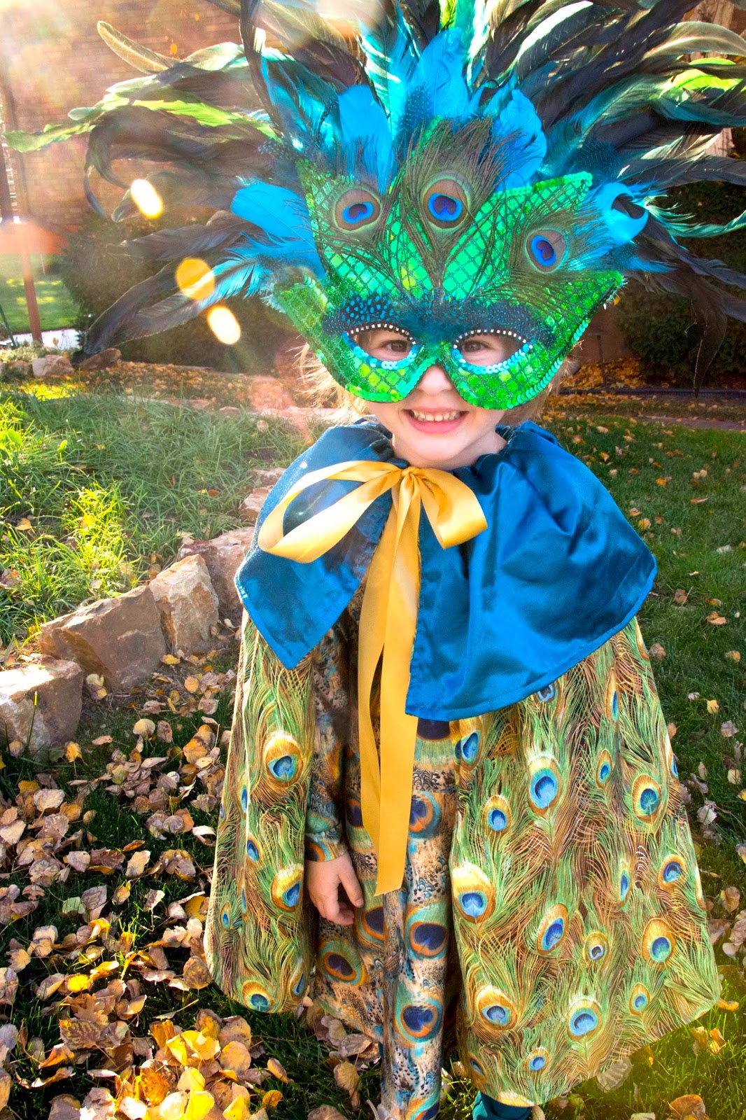 Aesthetic Nest: Sewing: Opera Collar Halloween Cape (Tutorial)