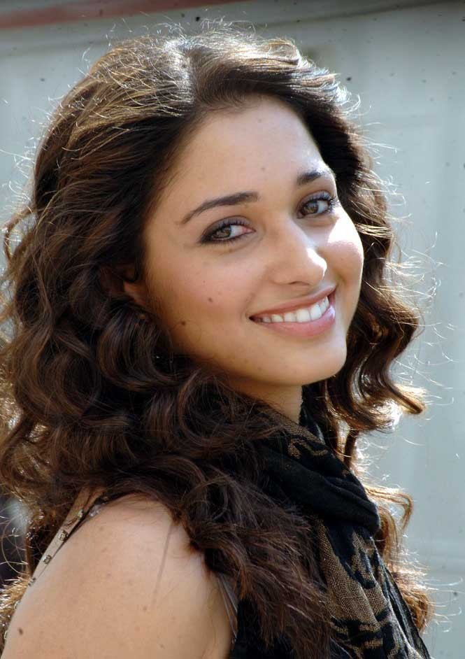 Magical Stills: Smiling Actresses