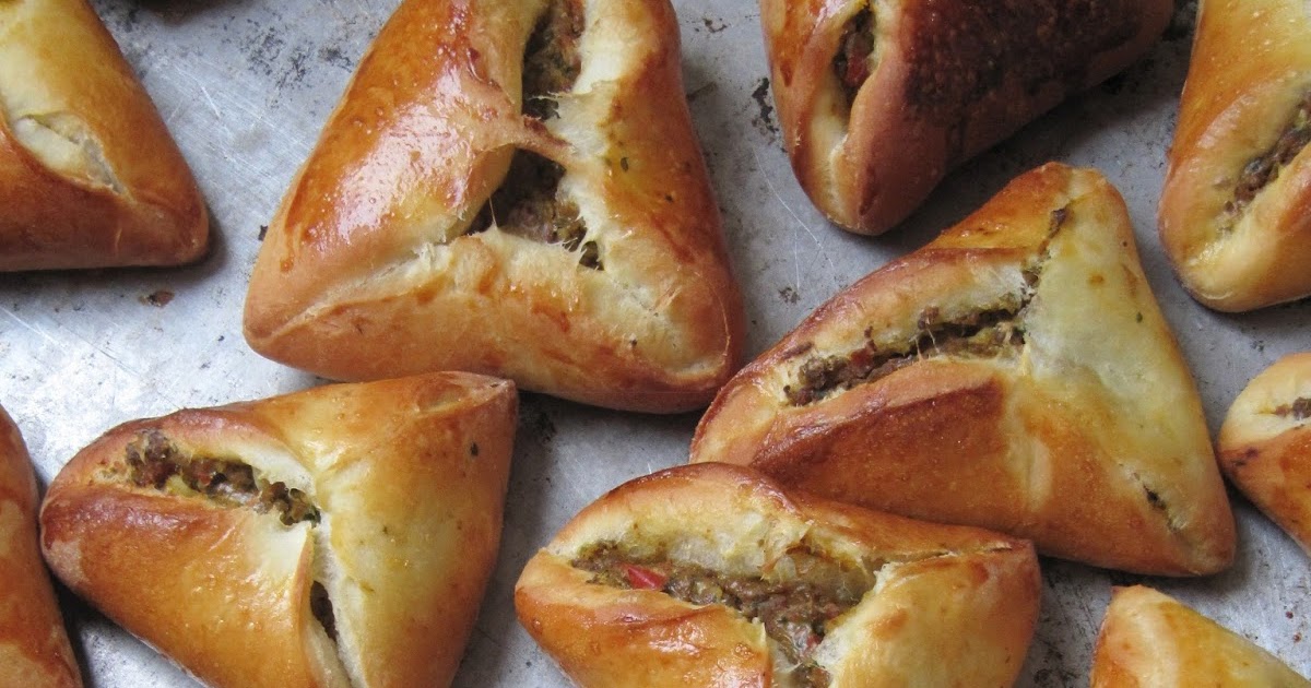 La cuisine d'ici et d'ISCA: Pirojki au boeuf