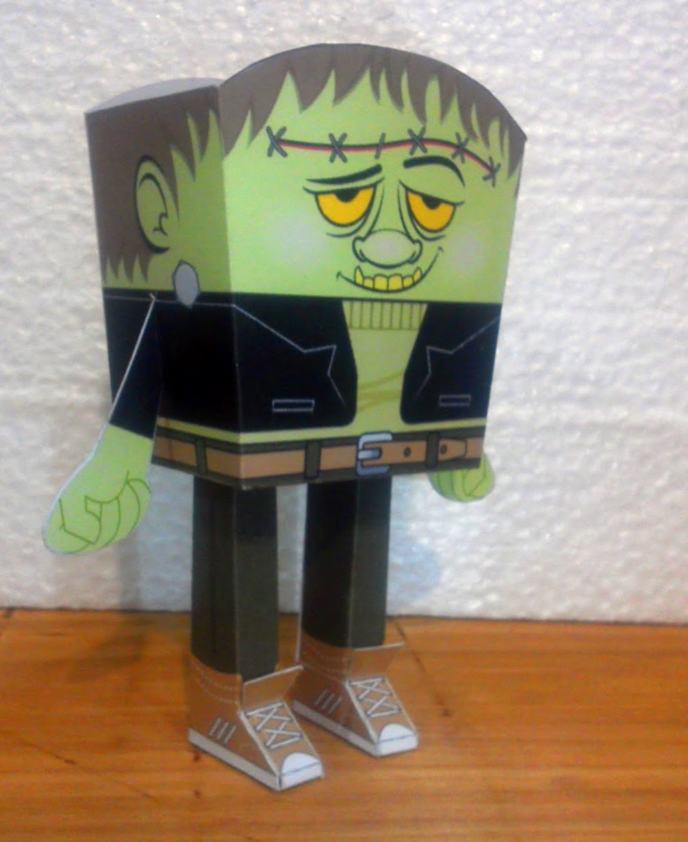 Papercraft, Paper toys y figuras de papel. Planillas descargables y ...