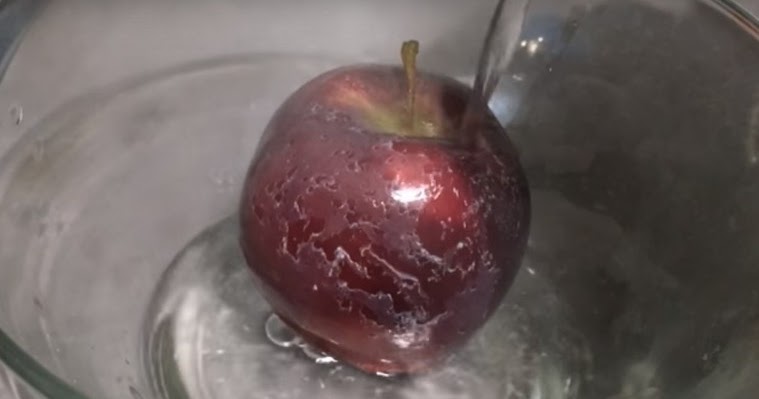 Lelaki Ini Tuang Air Panas ke Atas Epal yang Dibelinya di Pasaraya dan ...